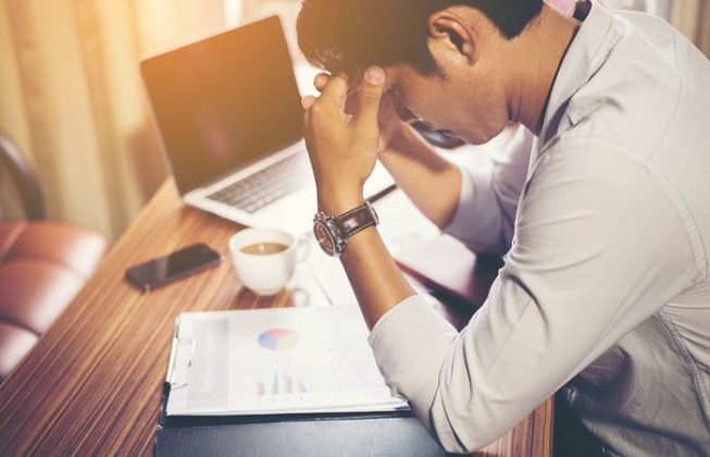 7 Signs Of Overworking (And What To Do About Them)